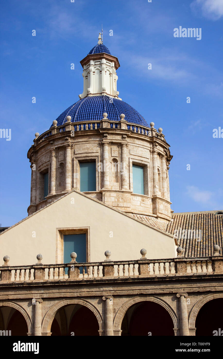 Dome at the national library in Valencia- a former convent and Prison ...