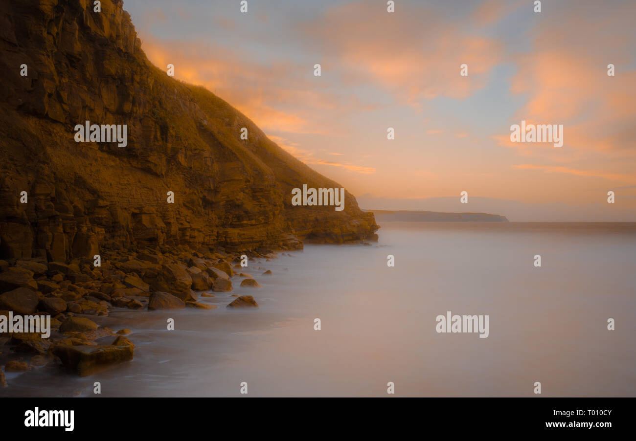 Sea cliff hi-res stock photography and images - Alamy