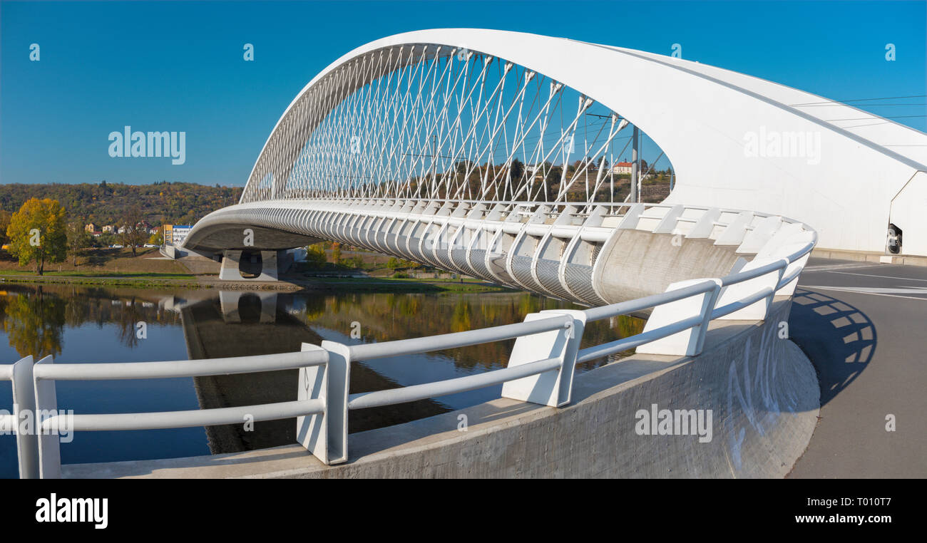 Prague - The modern arched bridge Trójský most Stock Photo - Alamy