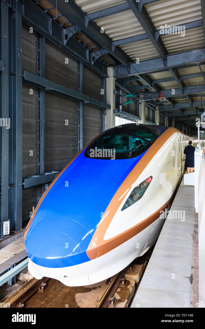 Hokurikui shinkansen bullet train, E7 Series, at the platform at ...