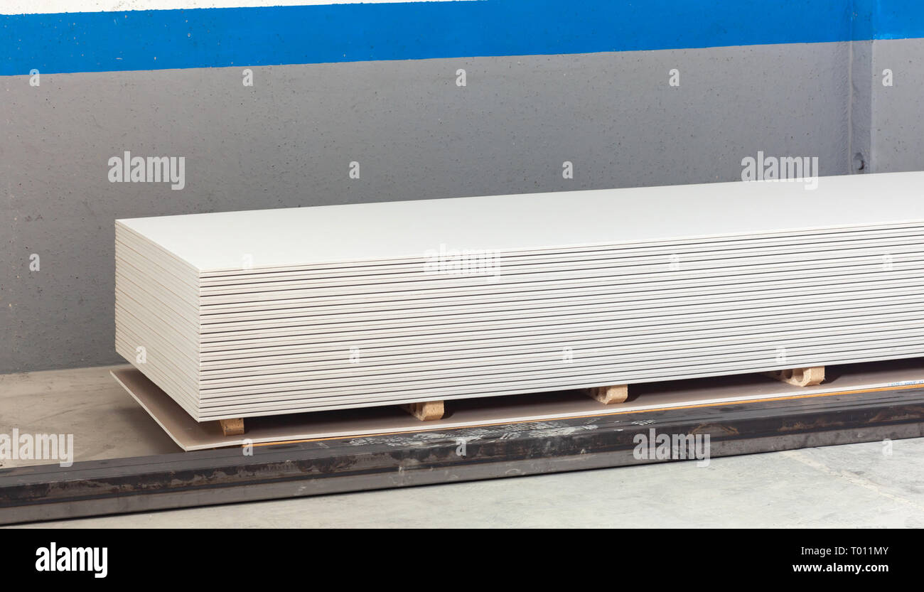 Raw drywall hi-res stock photography and images - Alamy