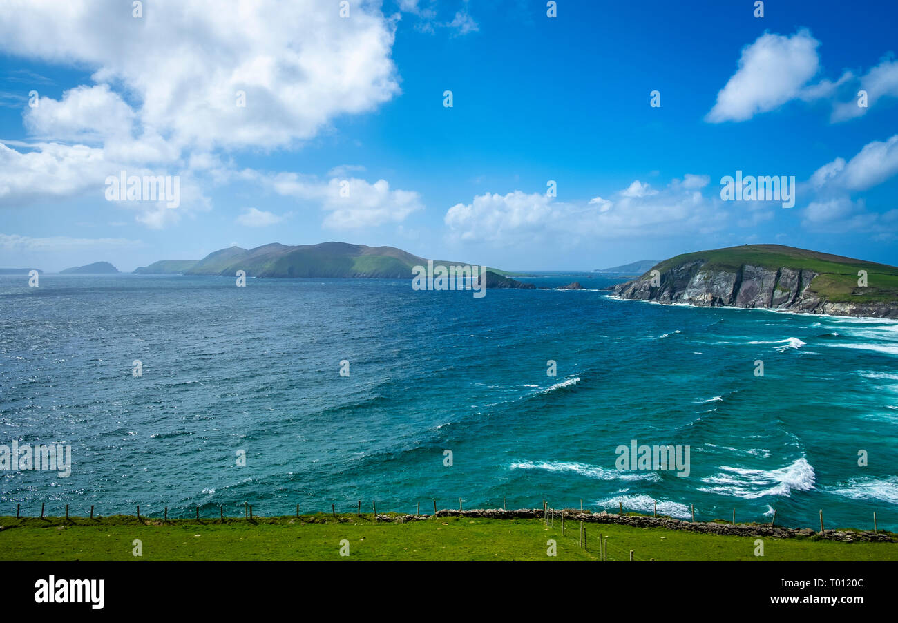 Coumeenoole Beach at the Slea Head Drive Stock Photo - Alamy