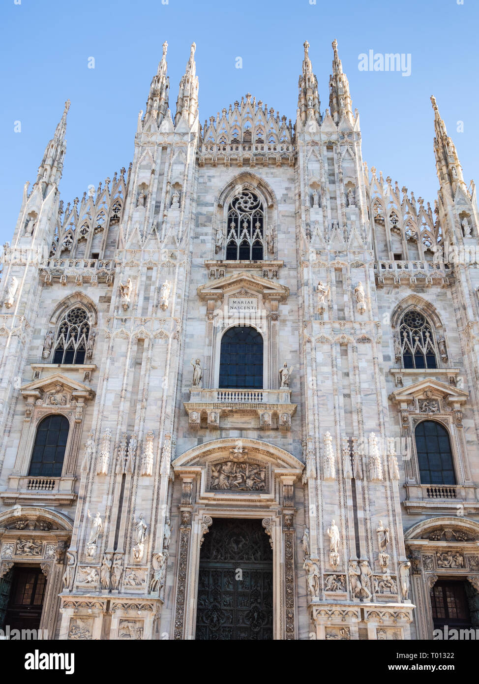 Travel to Italy - front view of Milan Cathedral (Duomo di Milano) from ...
