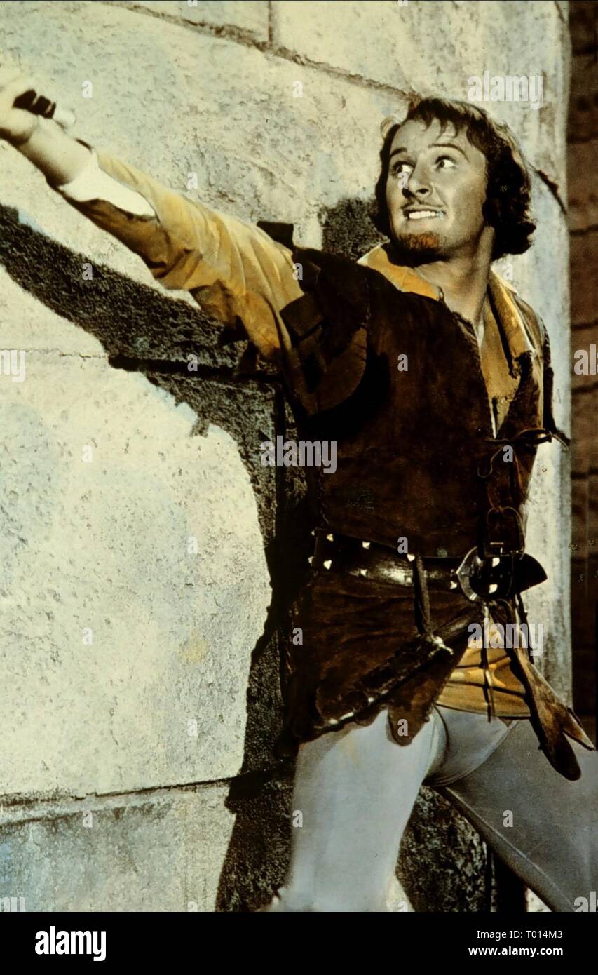 ERROL FLYNN, THE ADVENTURES OF ROBIN HOOD, 1938 Stock Photo - Alamy