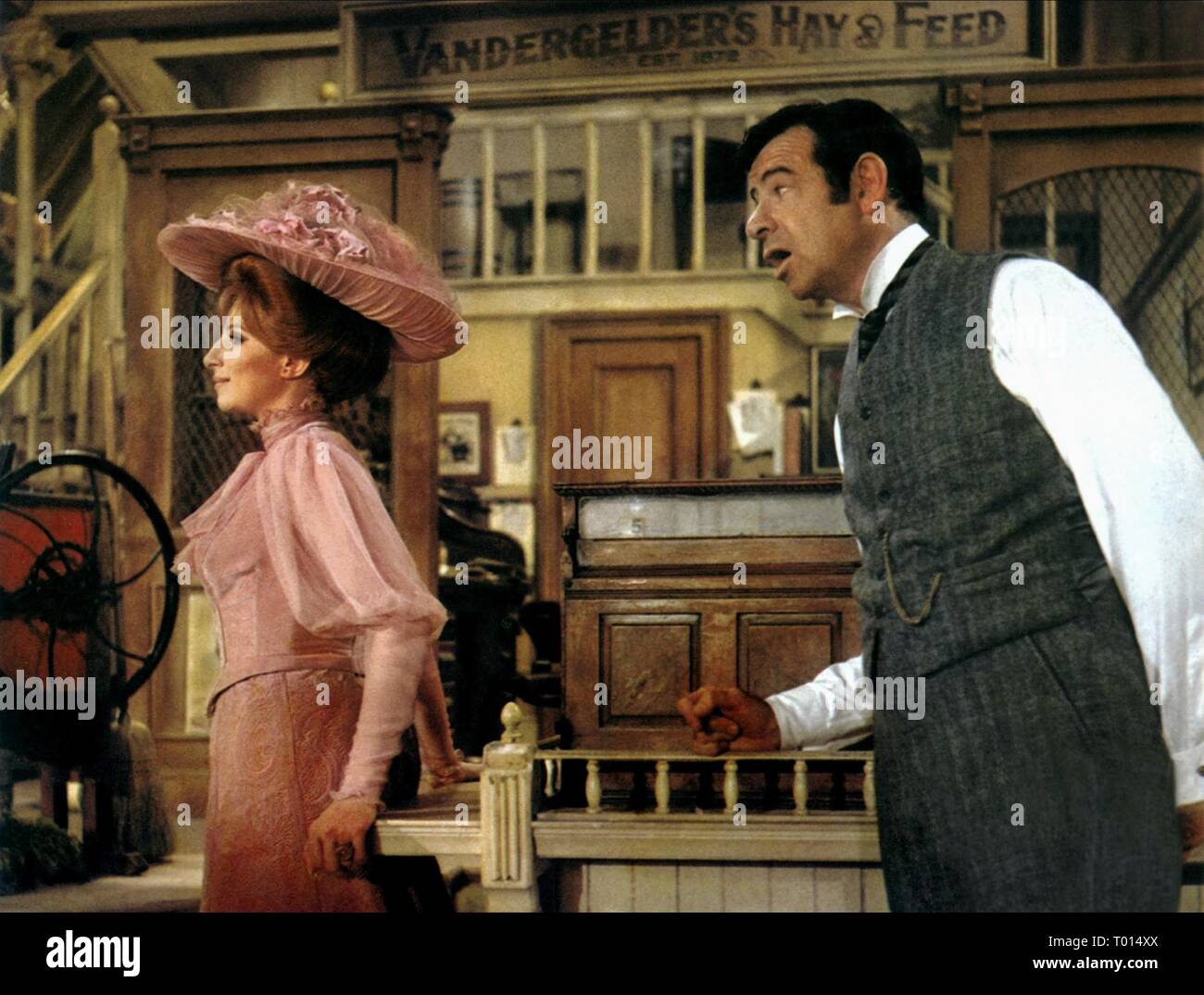 BARBRA STREISAND, WALTER MATTHAU, HELLO DOLLY!, 1969 Stock Photo - Alamy