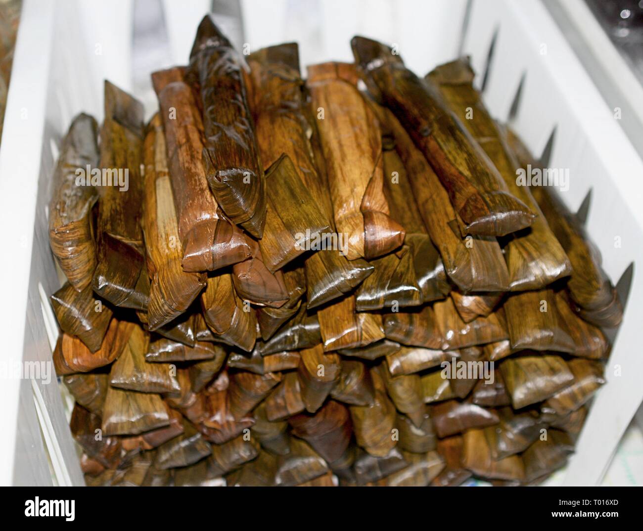 Suman With Gata