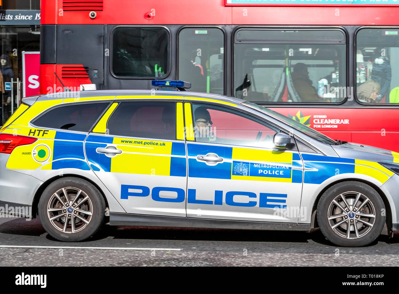 Met police patrol car hi-res stock photography and images - Alamy
