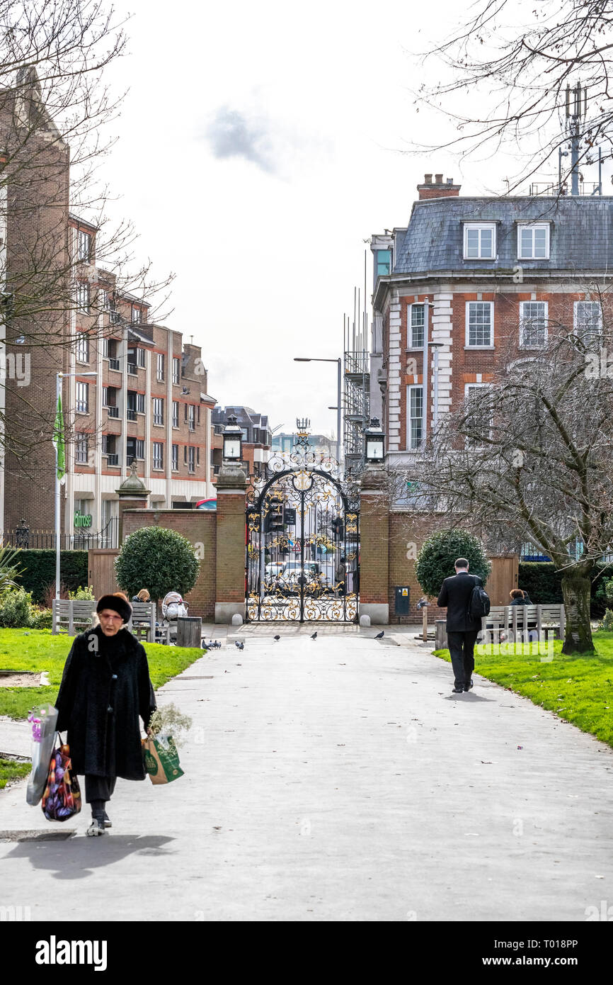 Ornamental gate entrance to Holland Park, Kensington High St ...