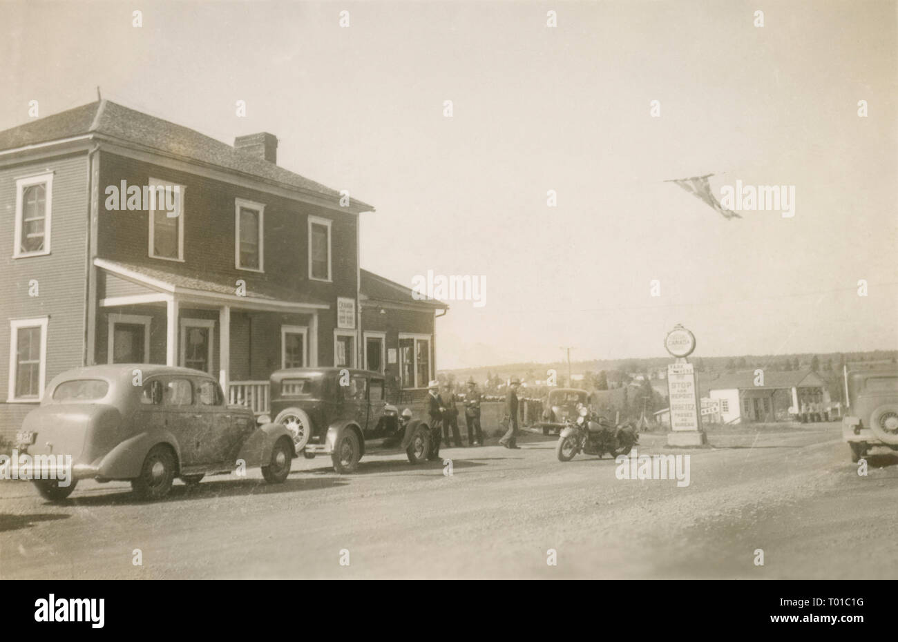 Historical border hi-res stock photography and images - Alamy