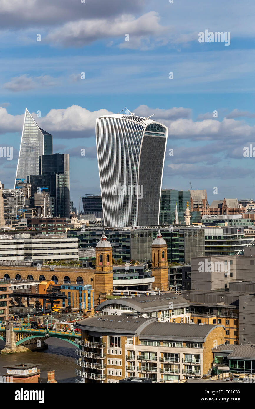 20 Fenchurch Street Logo Walkie Talkie Tower: Stark Reminder Of Forces