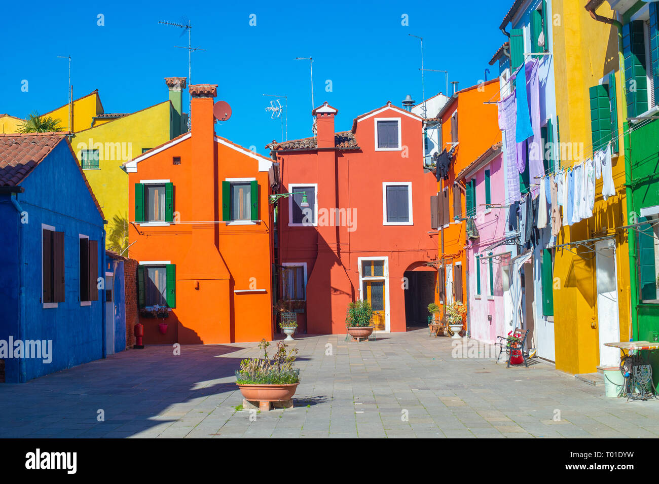 Burano building hi-res stock photography and images - Alamy