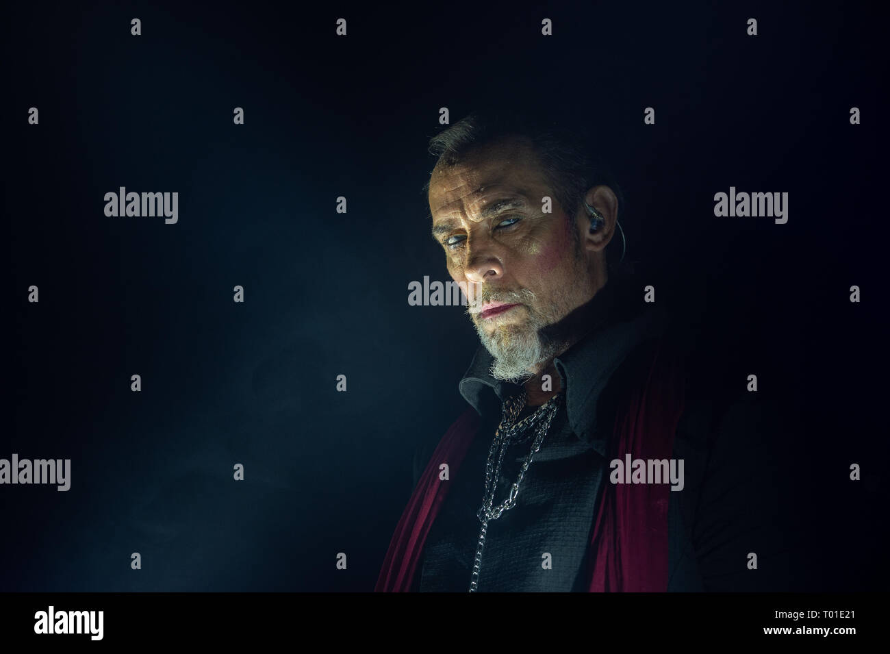 Peter murphy bauhaus 80s hi-res stock photography and images - Alamy