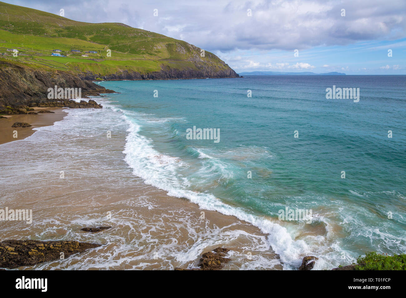 Coumeenoole Beach at the Slea Head Drive Stock Photo - Alamy
