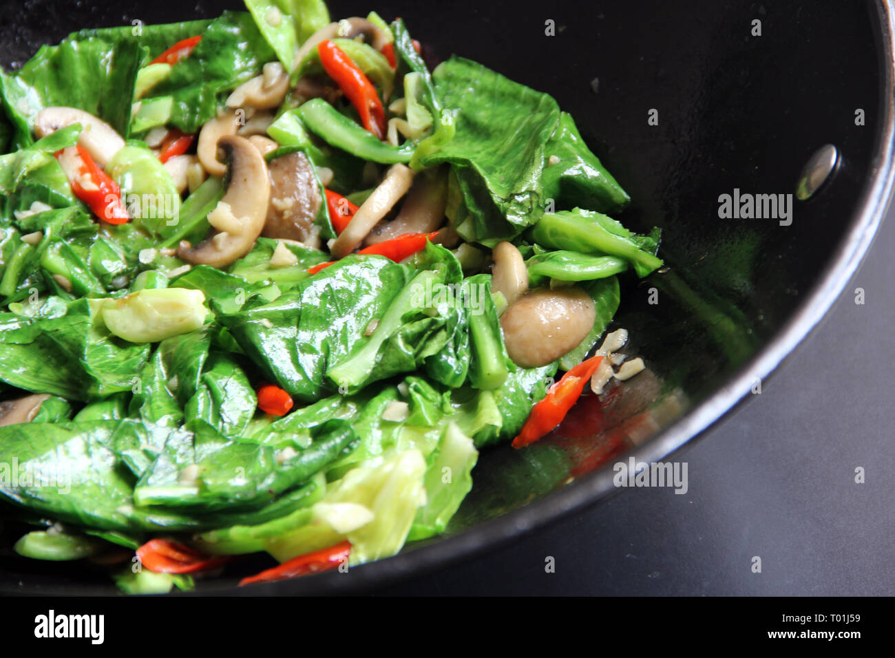 Stir Fry Vegetables on Frying Pan Stock Photo - Alamy