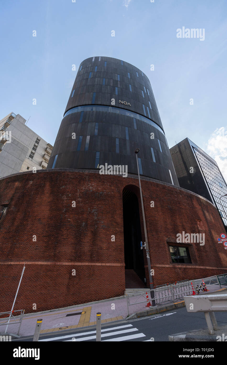 NOA Building, Minato-Ku, Tokyo, Japan. Designed by Seiichi Shirai ...