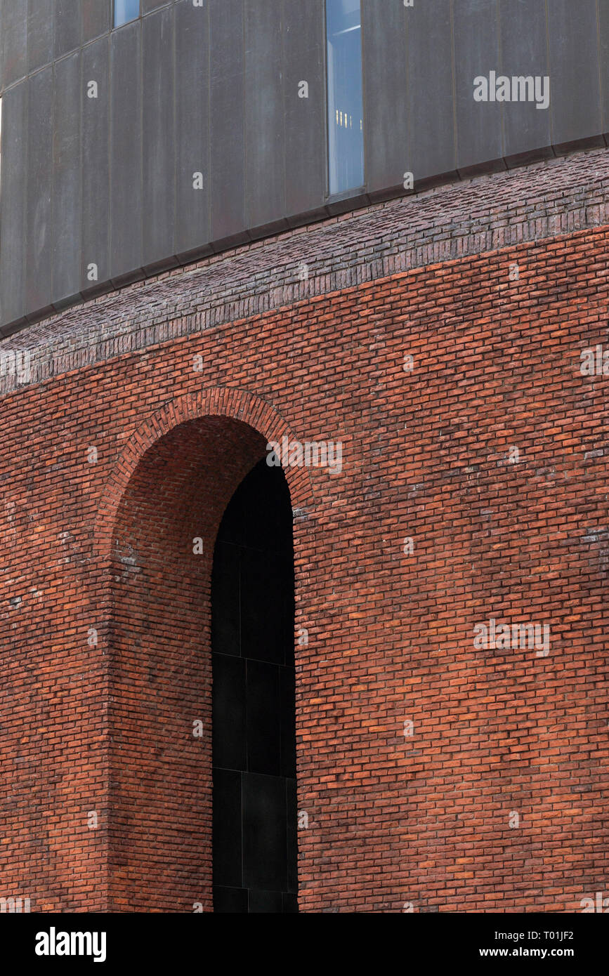 NOA Building, Minato-Ku, Tokyo, Japan. Designed by Seiichi Shirai ...