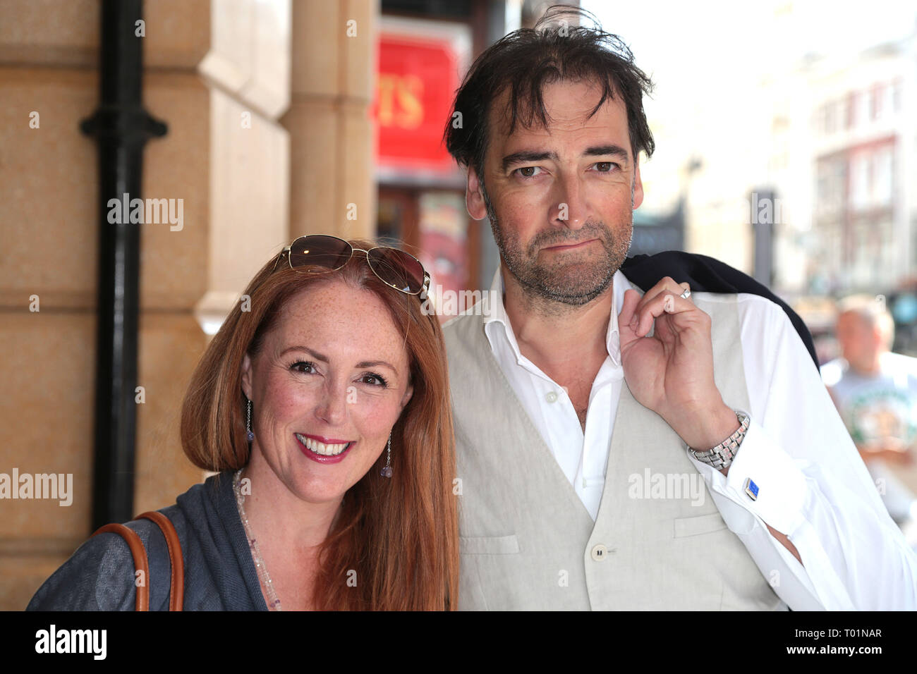 Alistair mcgowan and wife charlotte hi-res stock photography and images ...