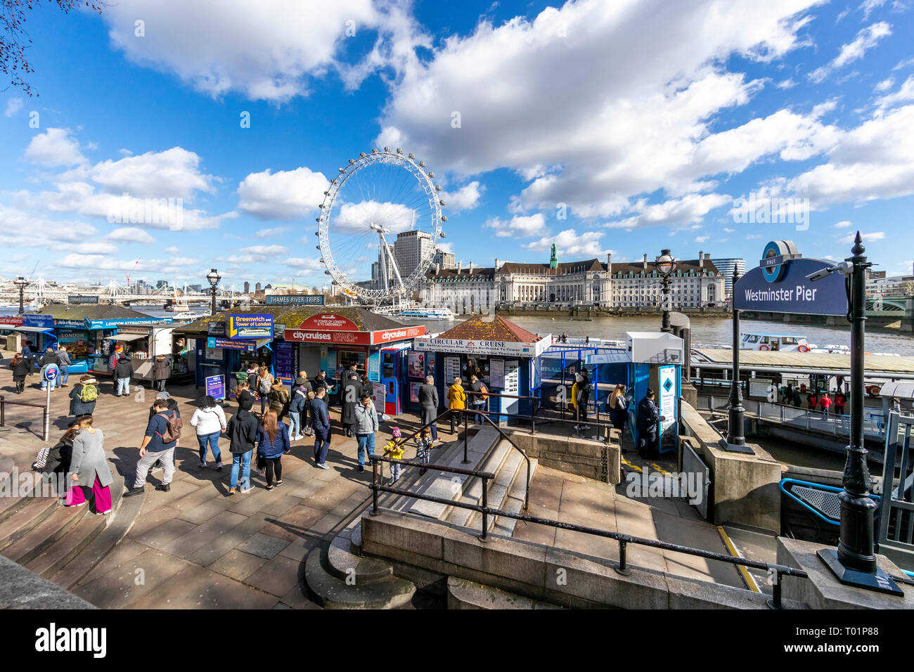 River Thames cruise and river boat ticket offices at Westminster Pier ...