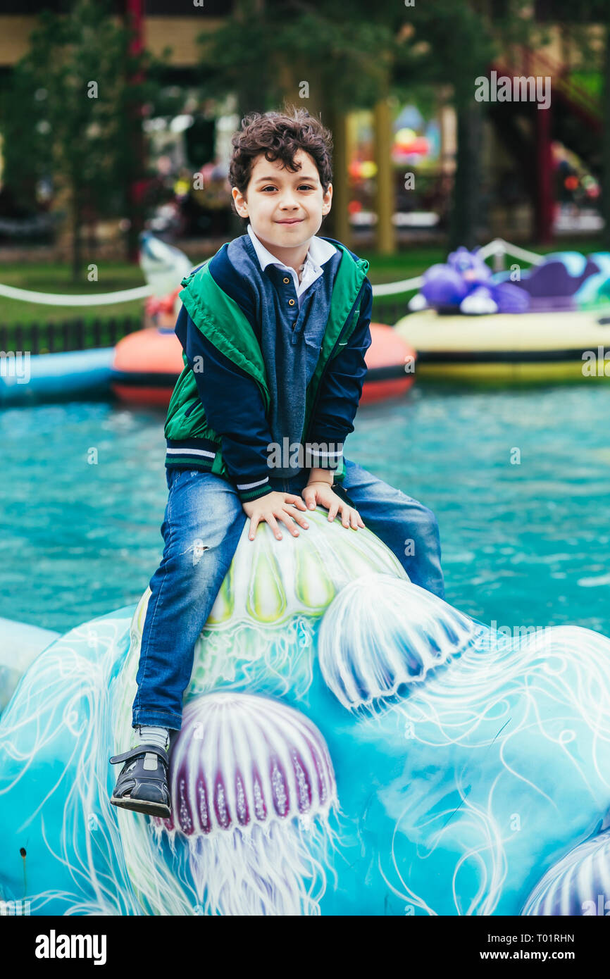 Kid activity hi-res stock photography and images - Alamy