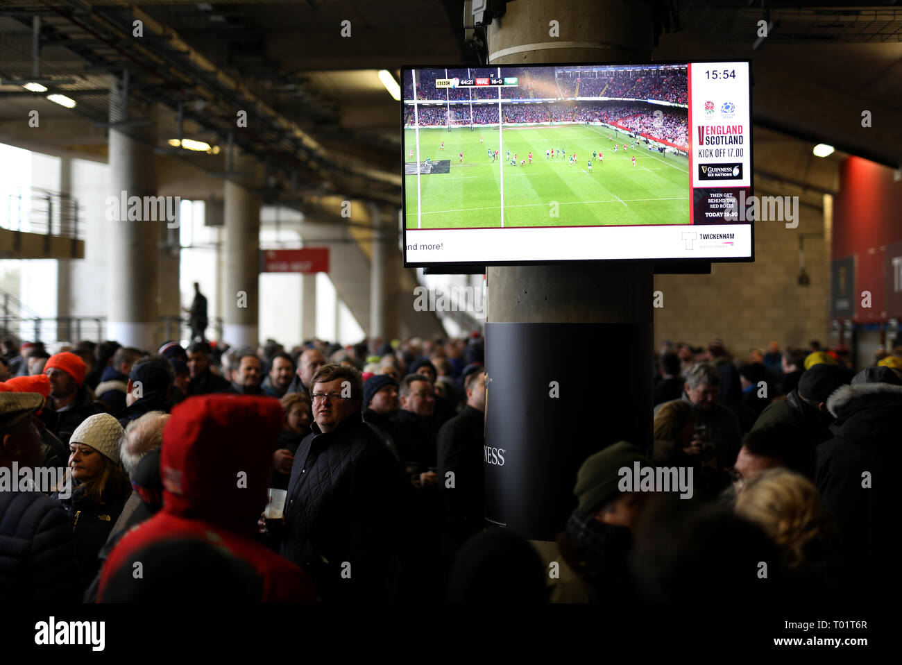 Stadium concourse tv hi-res stock photography and images - Alamy