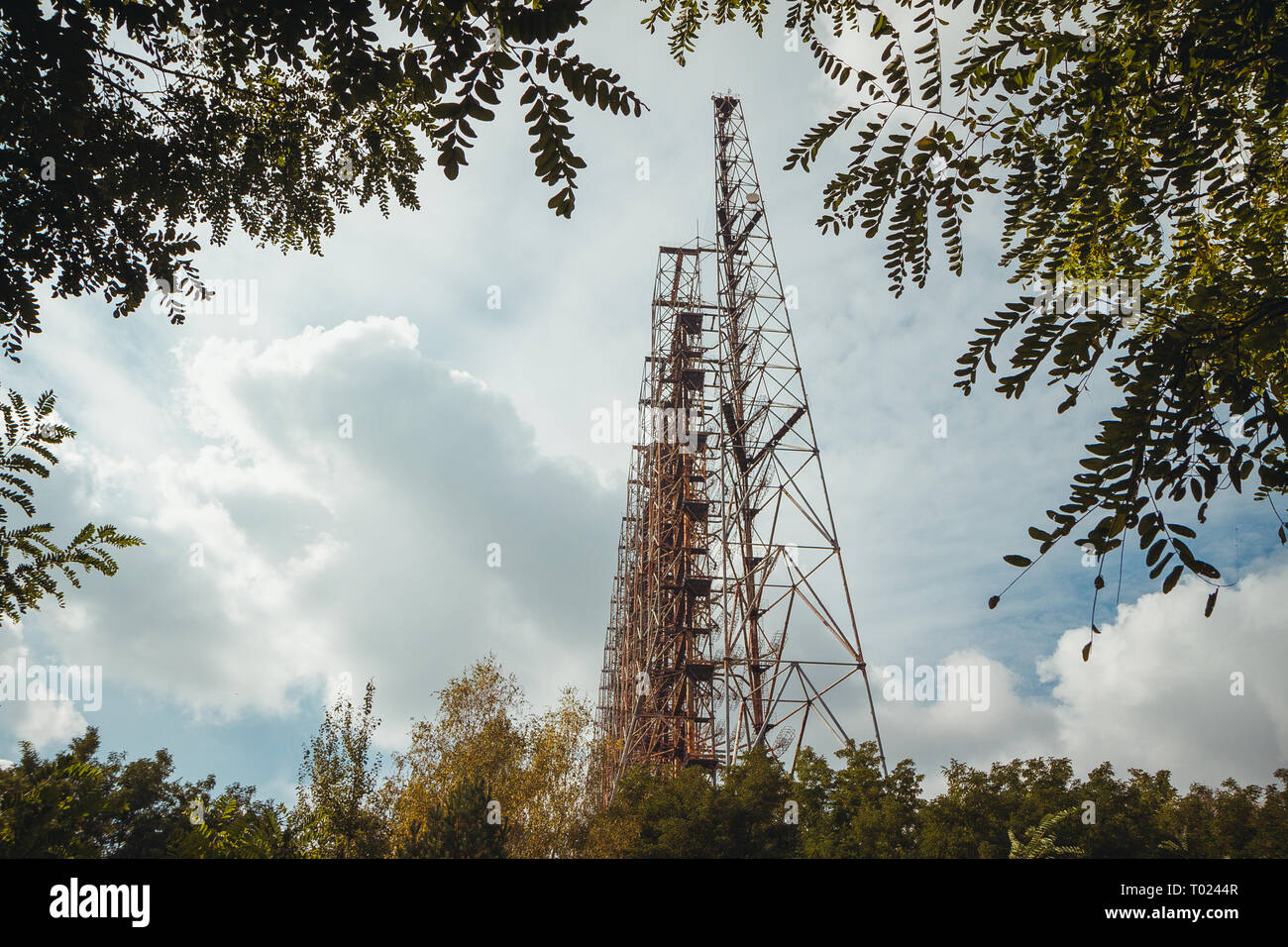 Duga - Soviet over-the-horizon OTH radar system. Duga-3 Russian ...