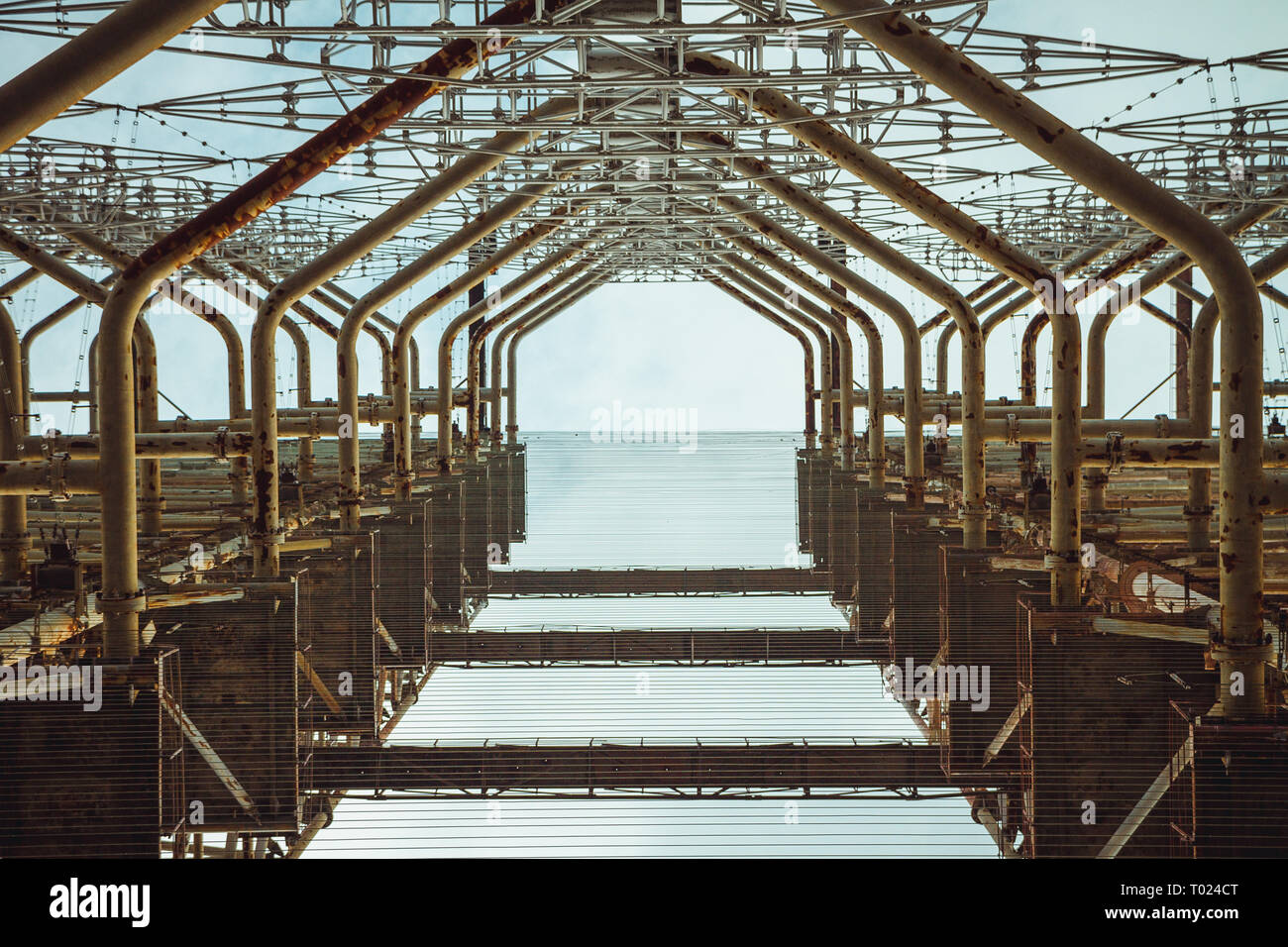 Duga - Soviet over-the-horizon OTH radar system. Duga-3 Russian ...