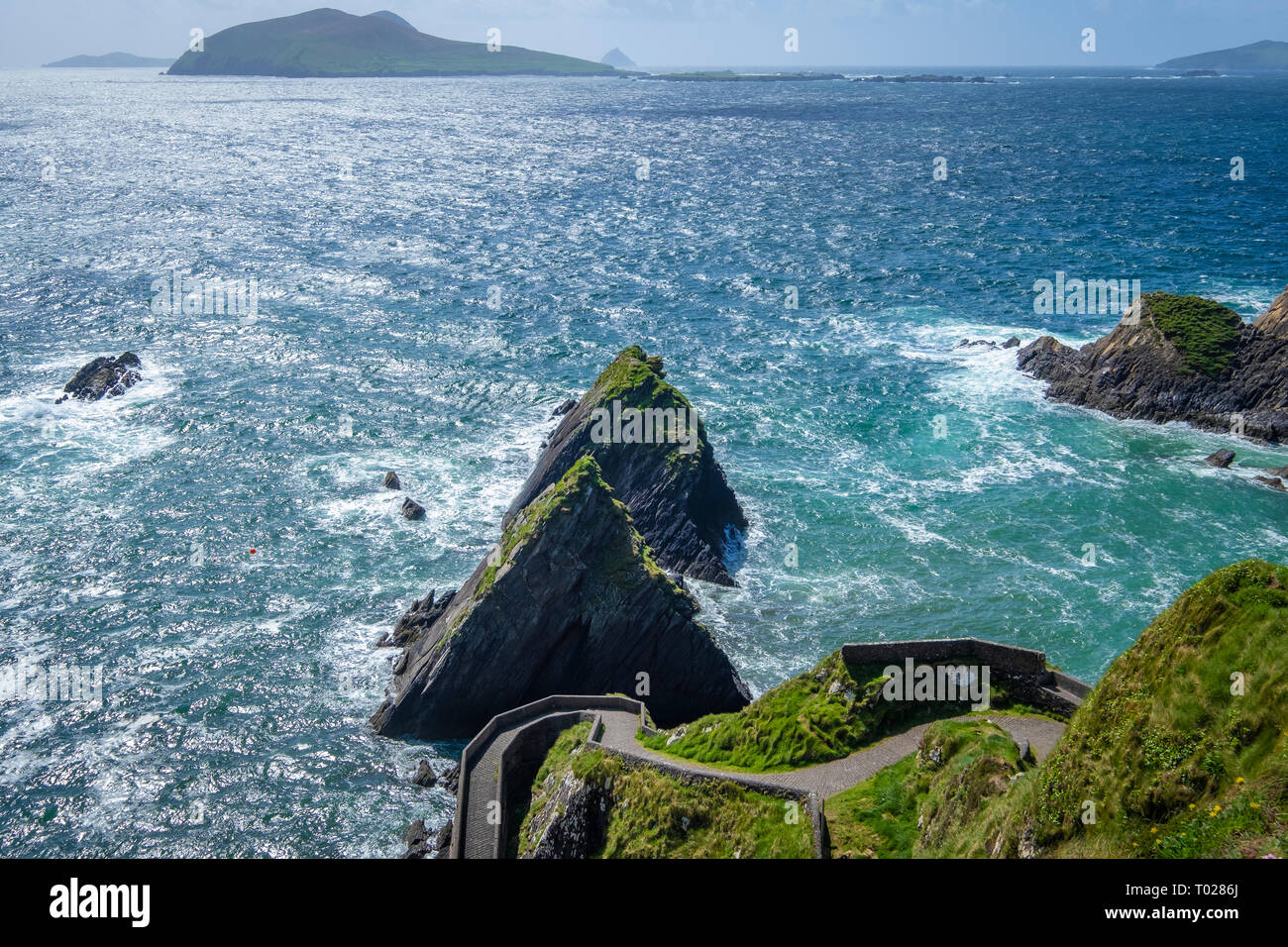 Dunquin Pier on Dingle Peninsula, Co Kerry, Ireland Stock Photo - Alamy