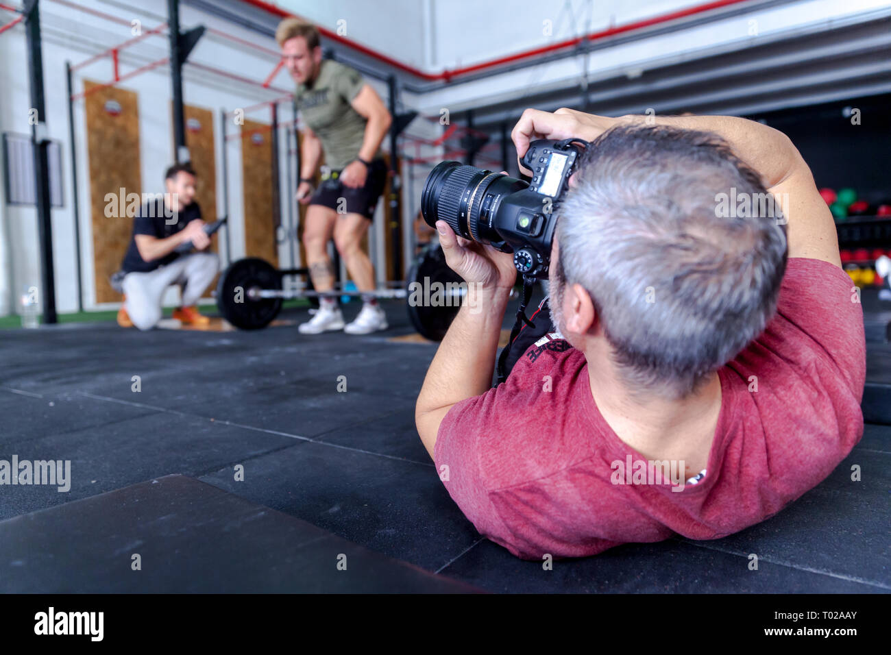 Crossfit workout indoors Stock Photo - Alamy