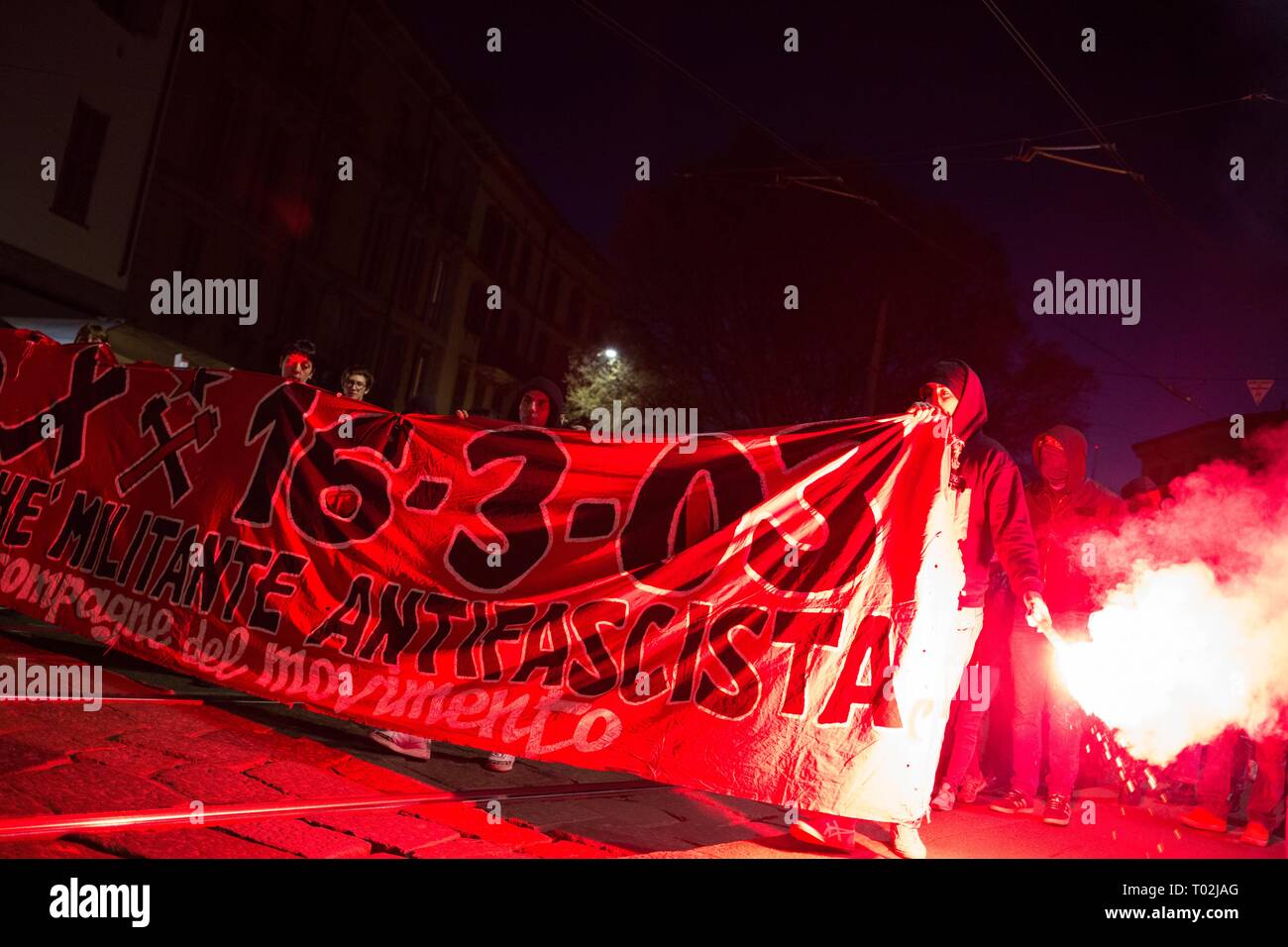 Foto Francesco Bozzo- LaPresse MILANO - P.za XXIV Maggio ore 18:00 In ...