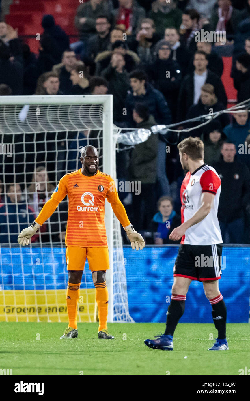 Angry goalkeeper hi-res stock photography and images - Alamy