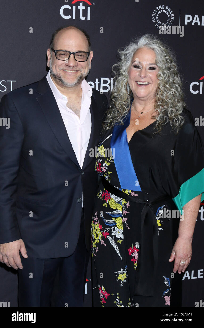 Marta Kauffman High Resolution Stock Photography and Images - Alamy