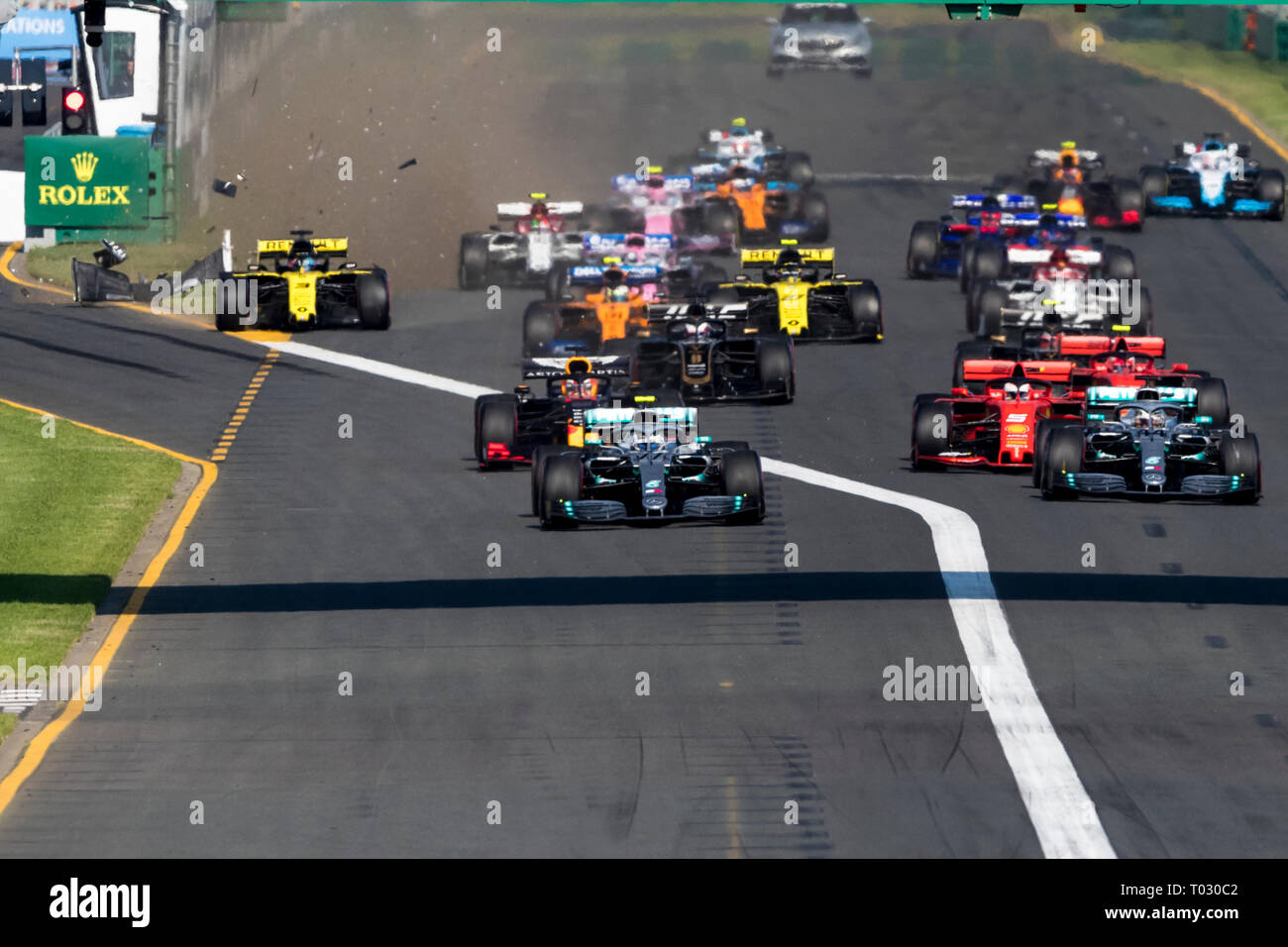 Formula one race start australia hi-res stock photography and images ...