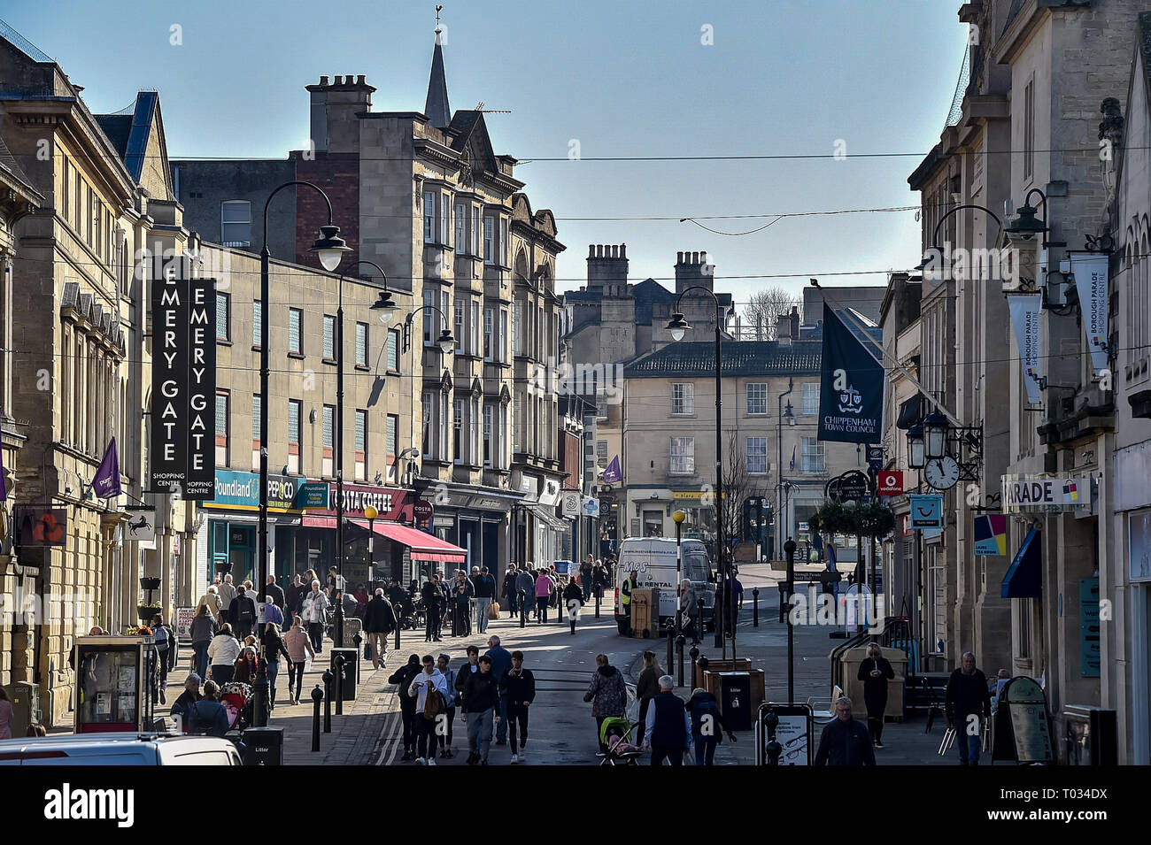 Chippenham High Street High Resolution Stock Photography and Images - Alamy