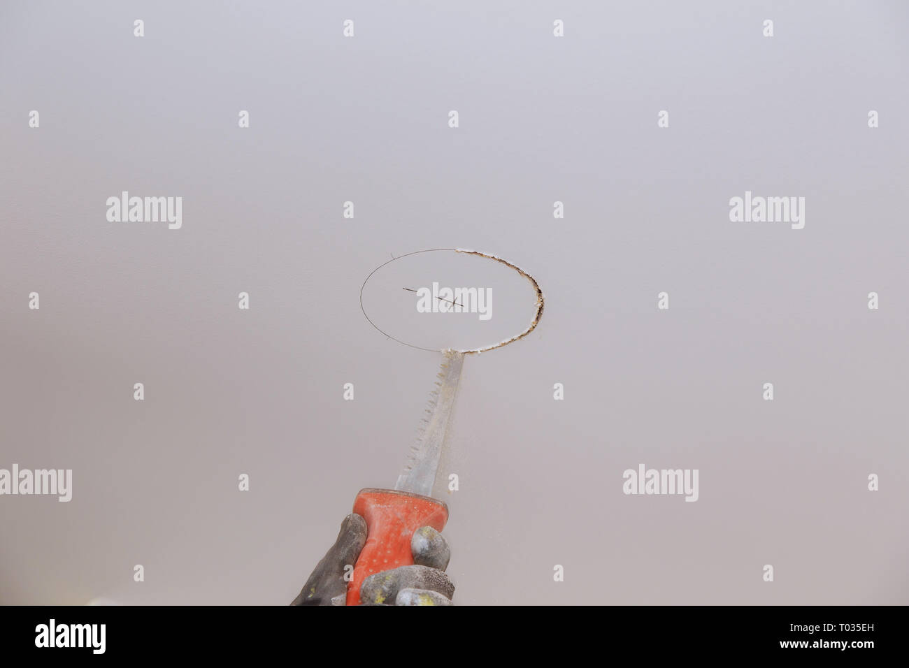 Blade drywall hi-res stock photography and images - Alamy