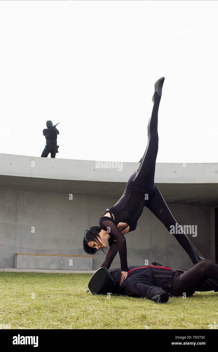 Aeon Flux 2005 Charlize Theron High Resolution Stock Photography and ...