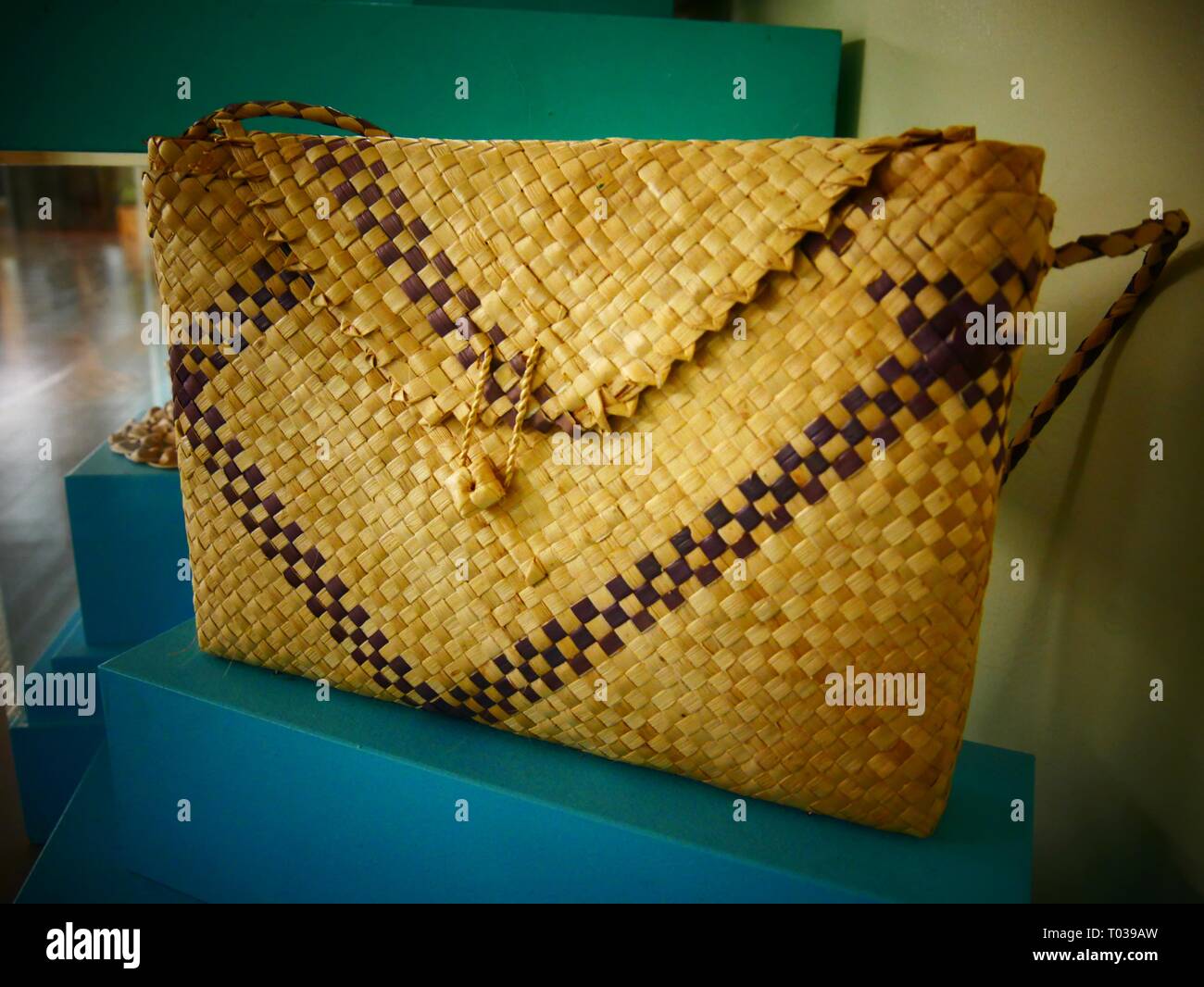 Native woven purse on display at a shelf Stock Photo - Alamy