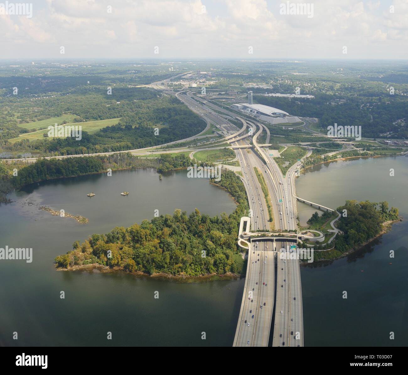 Woodrow wilson bridge hi-res stock photography and images - Alamy