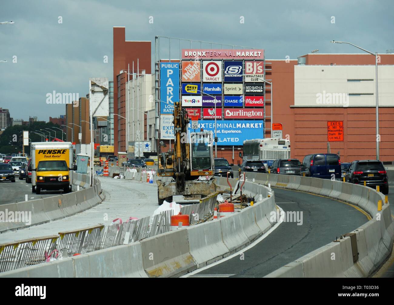 Bronx terminal market hi-res stock photography and images - Alamy