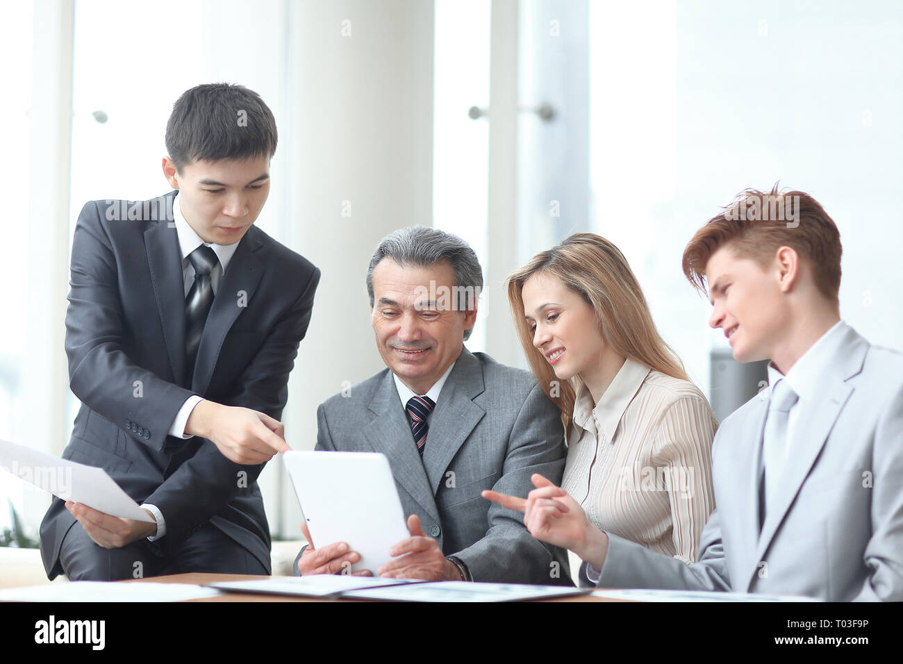 Operational workplace hi-res stock photography and images - Alamy