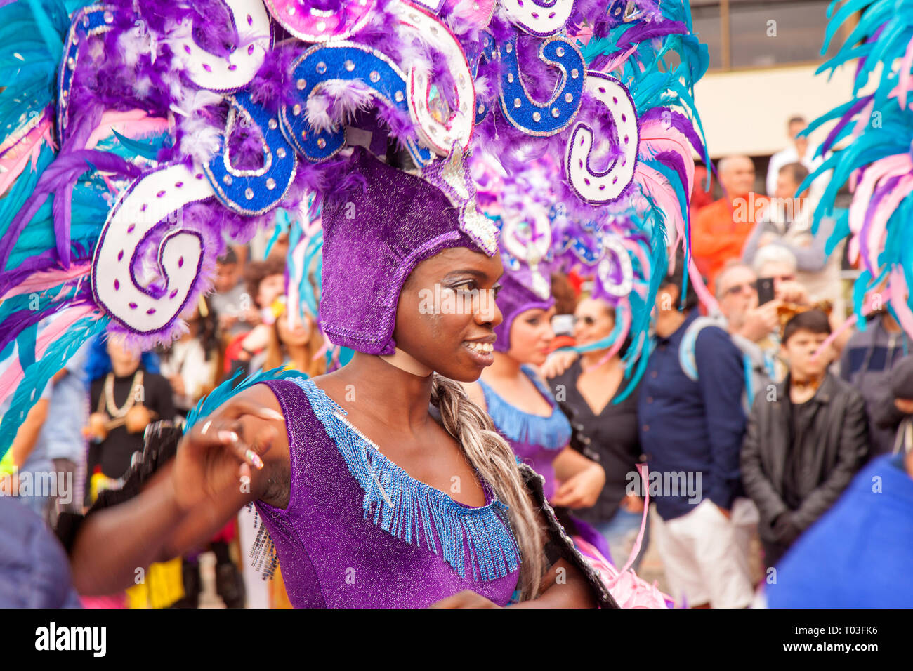 LAS PALMAS DE GRAN CANARIA, SPAIN - March 02: Samba groups in colorful ...