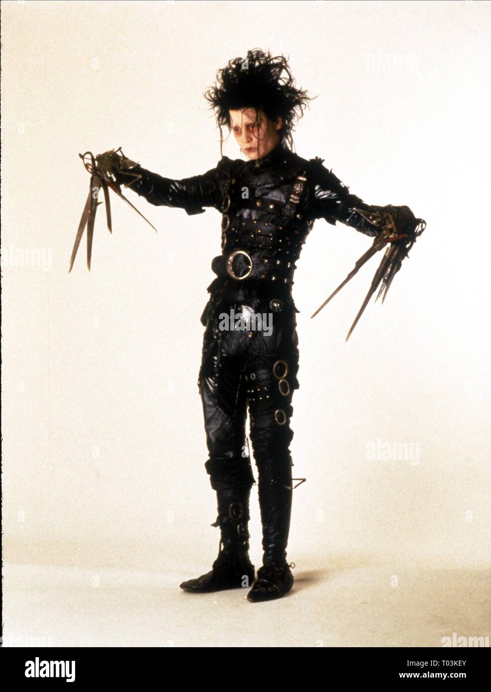 Edward Mit Den Scherenhänden Und Kim Wallpaper