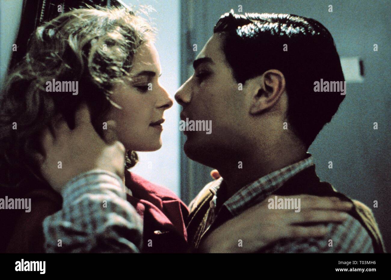 AGNESE NANO, MARCO LEONARDI, CINEMA PARADISO, 1988 Stock Photo - Alamy