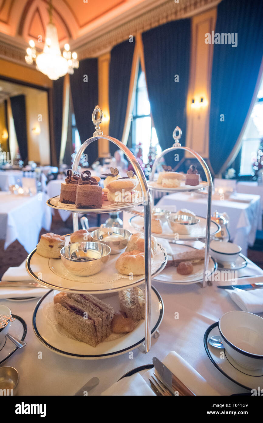 Afternoon tea set hi-res stock photography and images - Alamy
