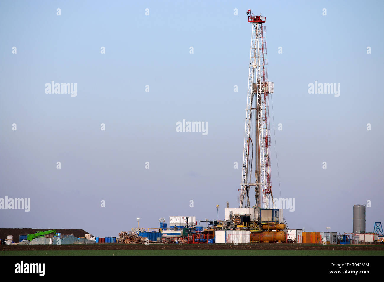 Gas drilling hi-res stock photography and images - Alamy