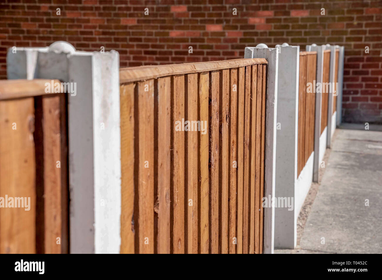 Concrete fence posts hi-res stock photography and images - Alamy