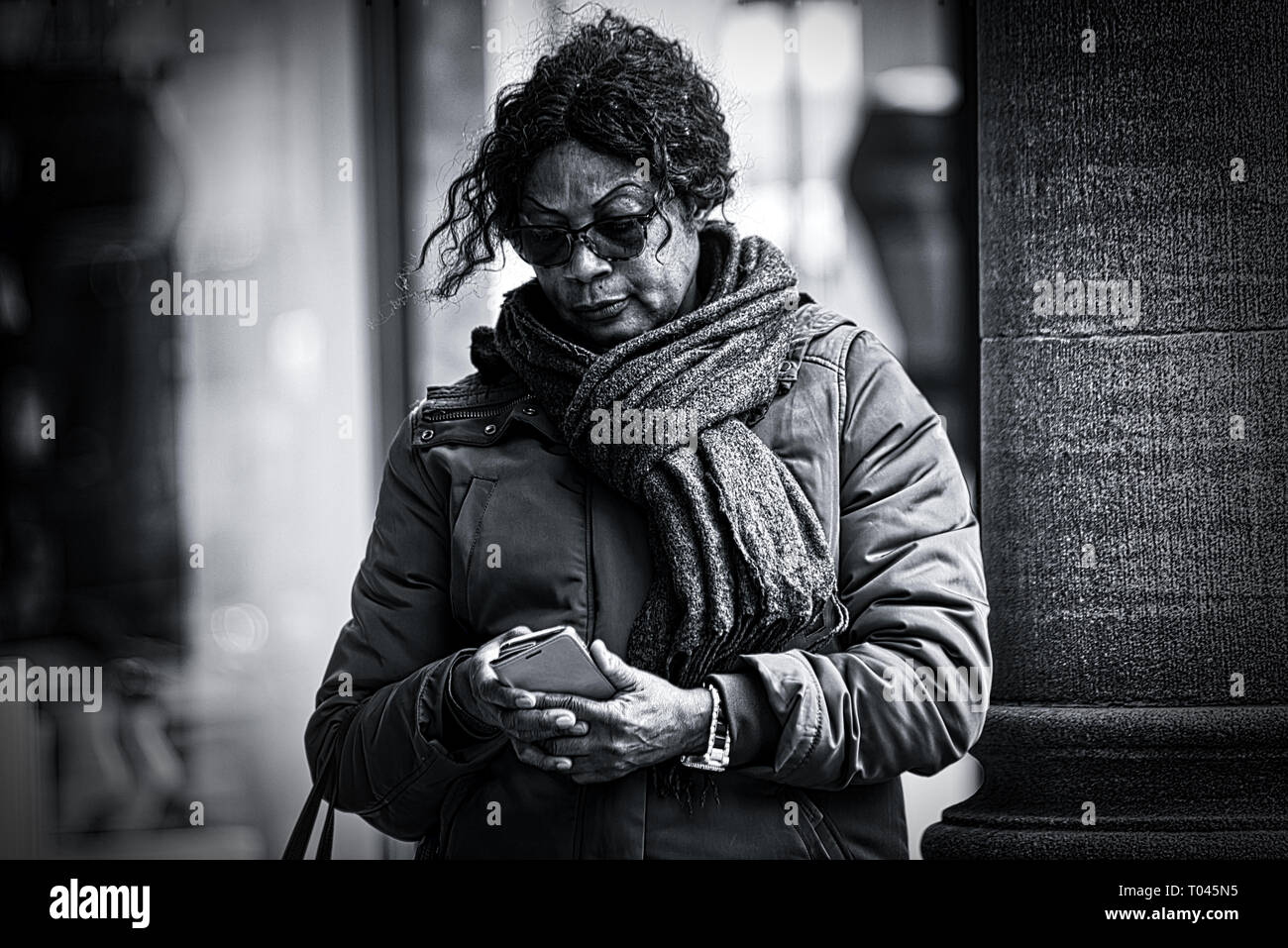 Street Portraits in Black and White Dramatic Stock Photo - Alamy