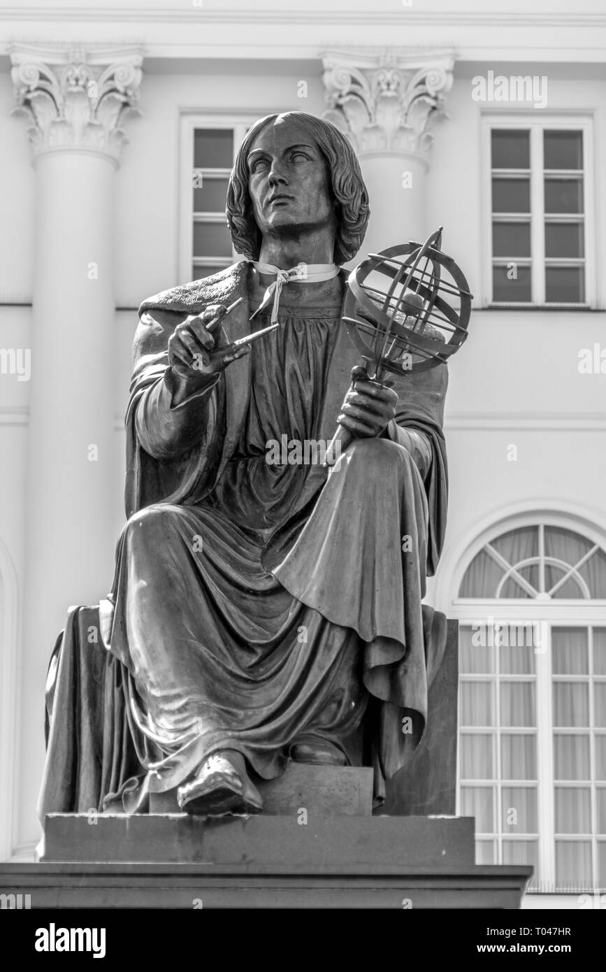 Monument nicolaus copernicus poland europe Black and White Stock Photos ...