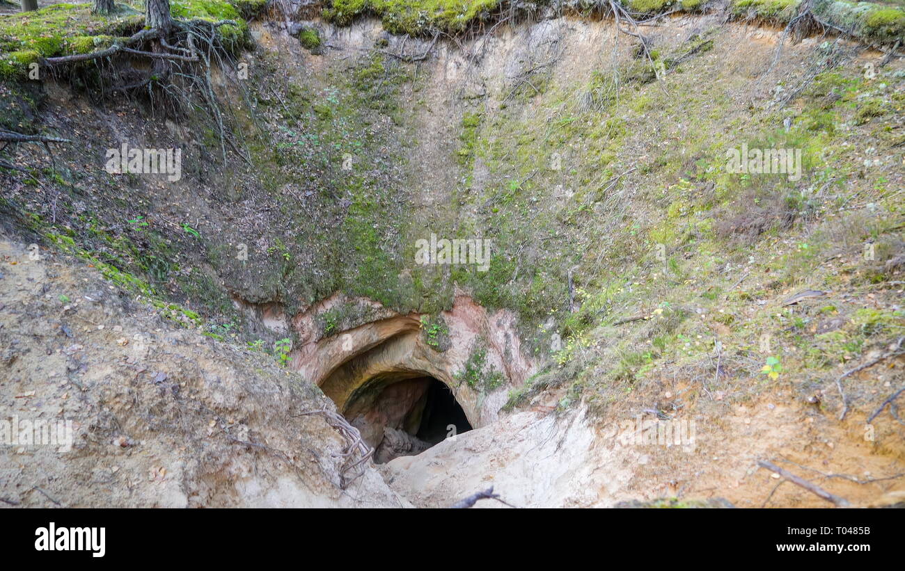 Piusa caves hi-res stock photography and images - Alamy