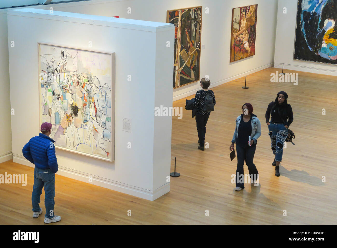Modern Art Gallery in Levine Court, the Metropolitan Museum of Art, NYC ...
