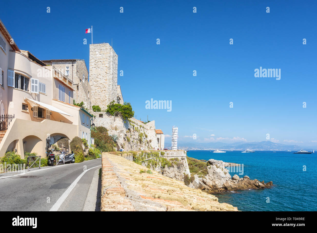 The promenade Amiral de Grasse along the coast to the old center of ...